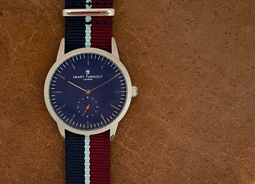 Signature Watch (Silver with Blue Face) – Smart Turnout